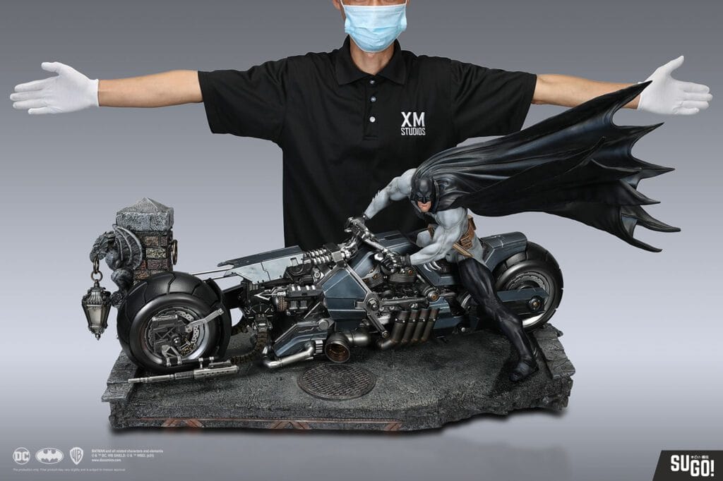 XM Studios DC Batman White Knight Batman (Batcycle Edition) 1/4 Scale ...