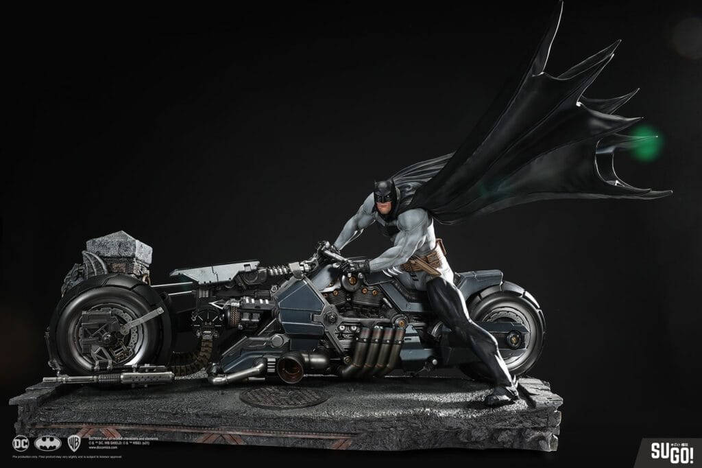 XM Studios DC Batman White Knight Batman (Batcycle Edition) 1/4 Scale ...