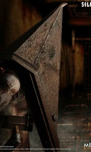 Mezco Toyz Silent Hill 2 Collective Red Pyramid Thing 1/12 Scale Action ...