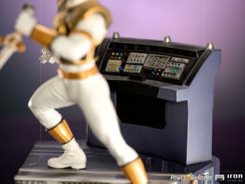 Iron Studios Mighty Morphin Power Rangers Battle Diorama Series White ...