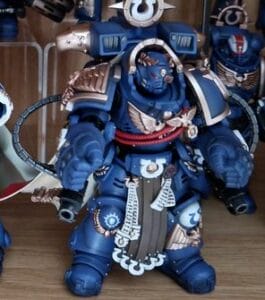 Joy Toy Warhammer 40K Ultramarines Chapter Master Marneus Calgar 1/18 ...
