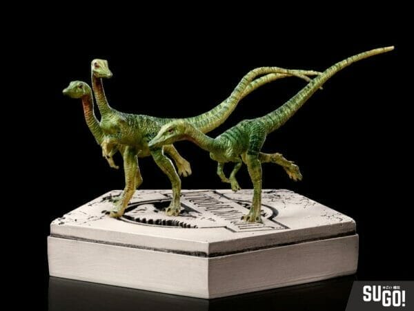 Iron Studios Jurassic World Icons Compsognathus Statue - Sugo Toys ...