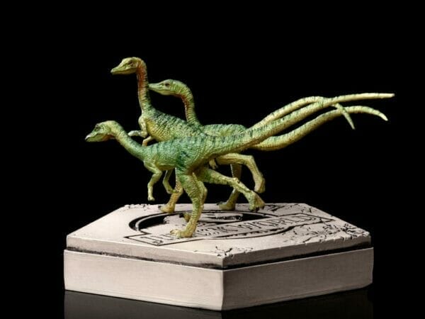 Iron Studios Jurassic World Icons Compsognathus Statue - Sugo Toys ...
