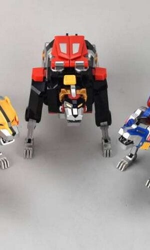 MC Muscle 38cm Voltron Action Figure (2nd Batch Reissue) - Sugo Toys ...