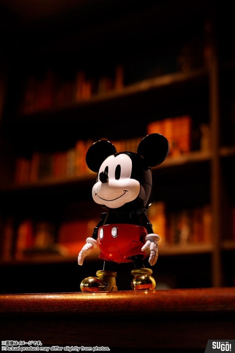 Bandai Chogokin Super-Transformed Mickey Mouse by Kunio Okawara Action ...