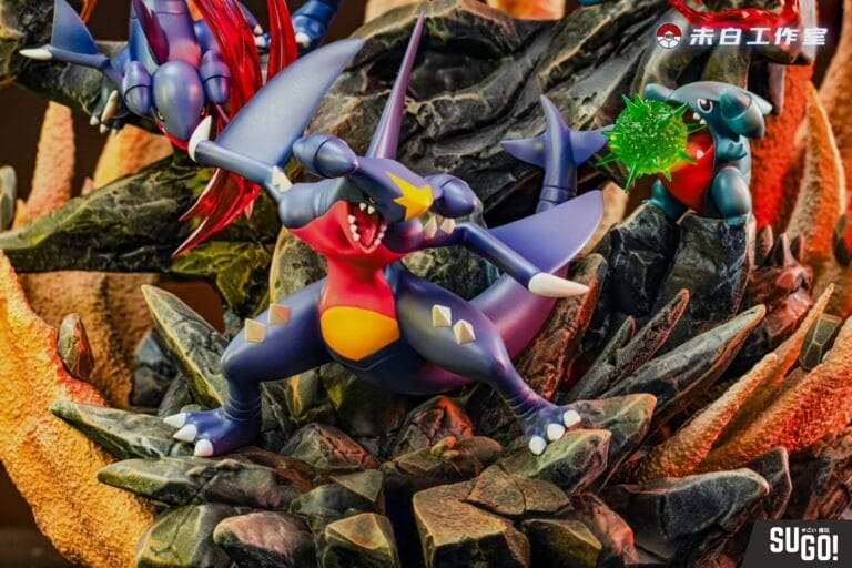 Misaki Studio x Pokemon Garchomp Evolution 36cm(H) GK Statue - Sugo ...
