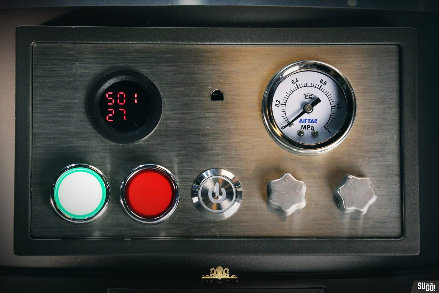 Deep Tale Studio - Alien Facehugger Stasis Chamber Life Size 1/1 Statue ...